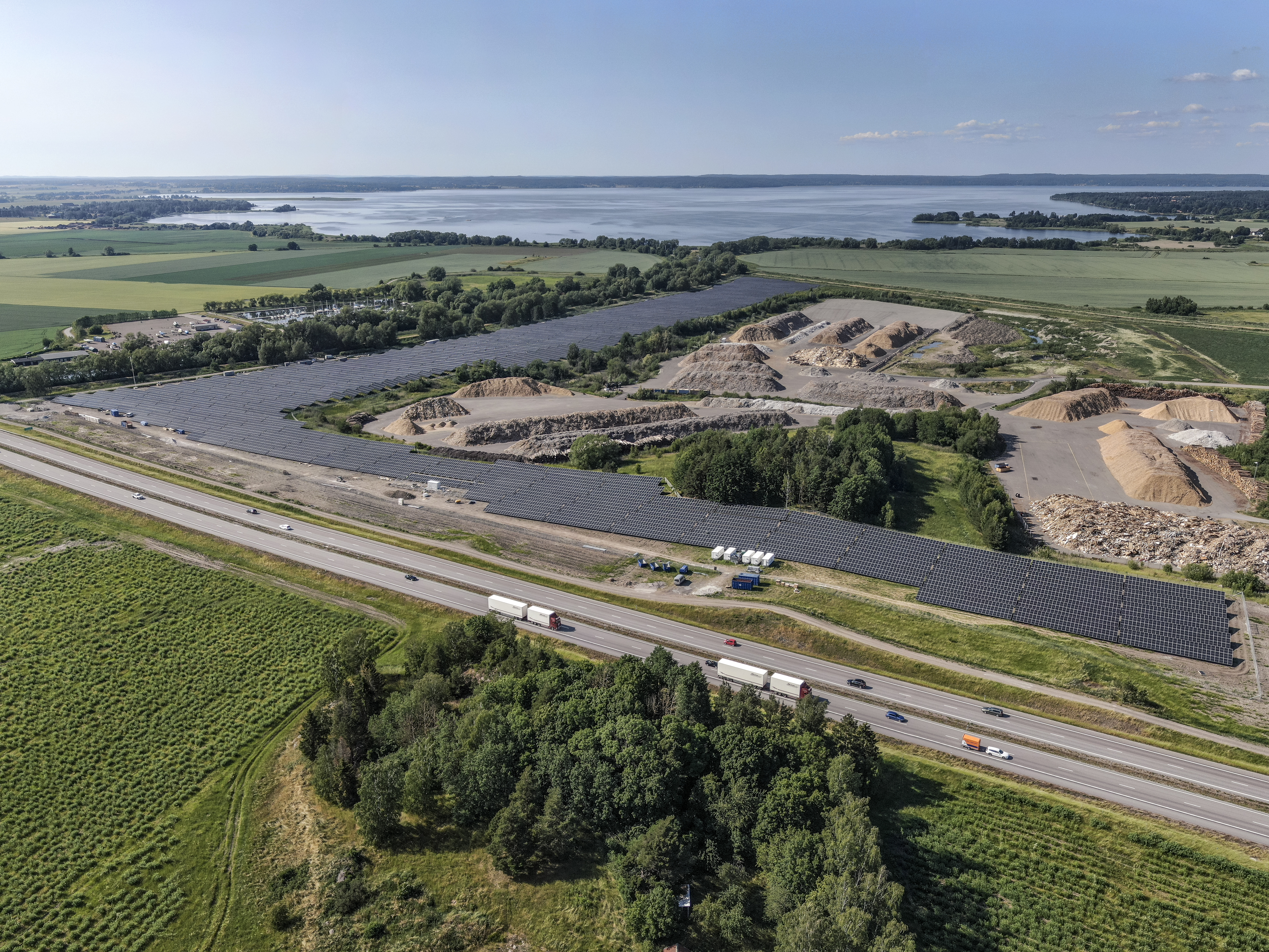 Eken solar park – Alight