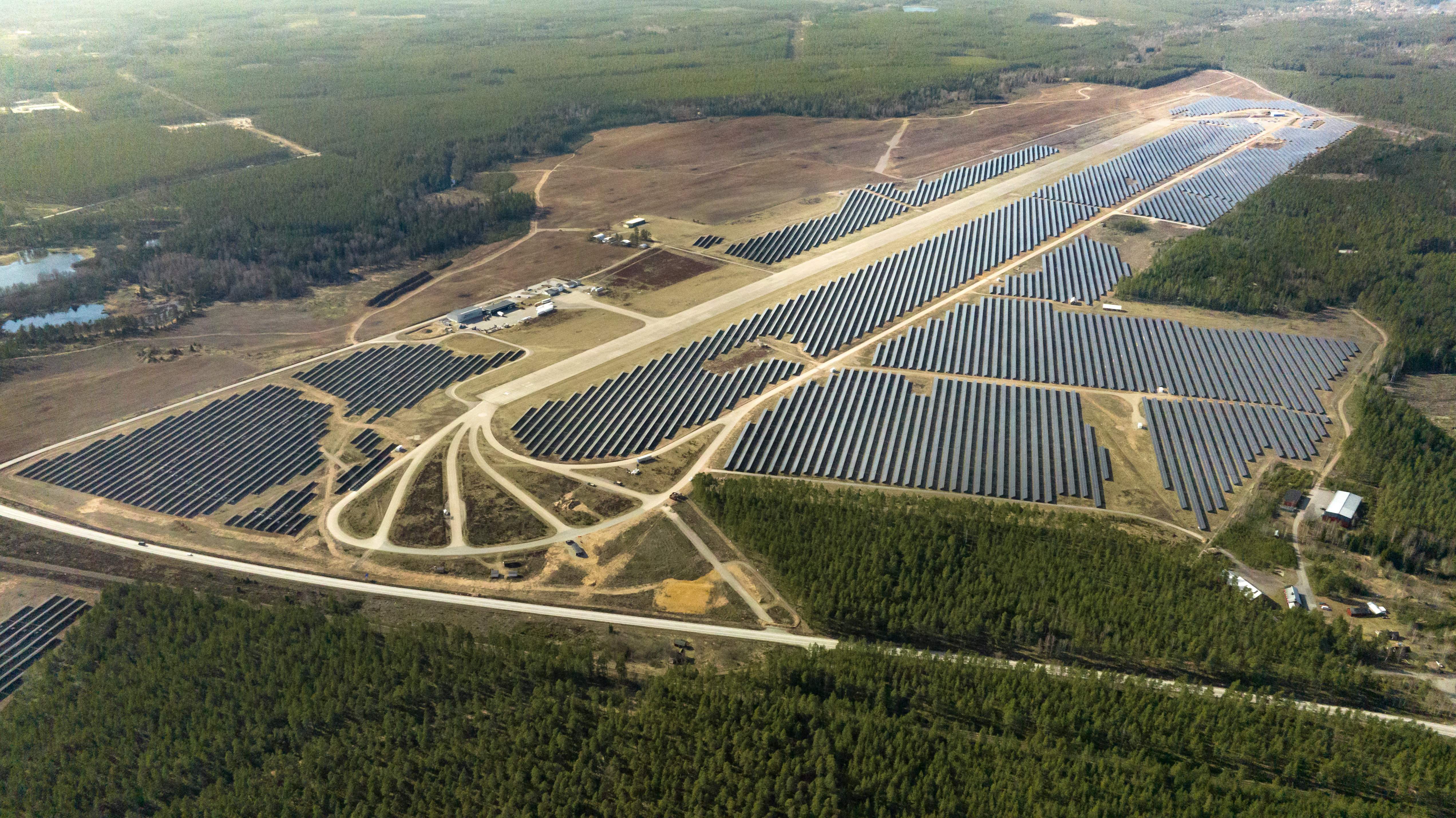 100 MWp Hultsfred Solar Farm commissioned – Sweden’s largest solar power plant starts delivering ...